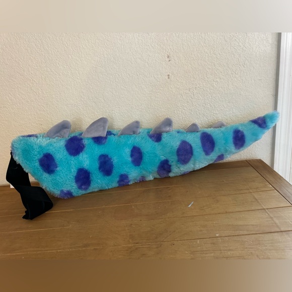 Disney | Toys | New With Tags Disney Parks Monsters Inc Sully Tail ...